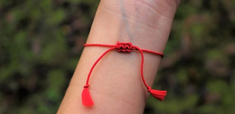 Unlocking the Mysteries of the Kabbalah Red String Bracelet – Hoseiki ...